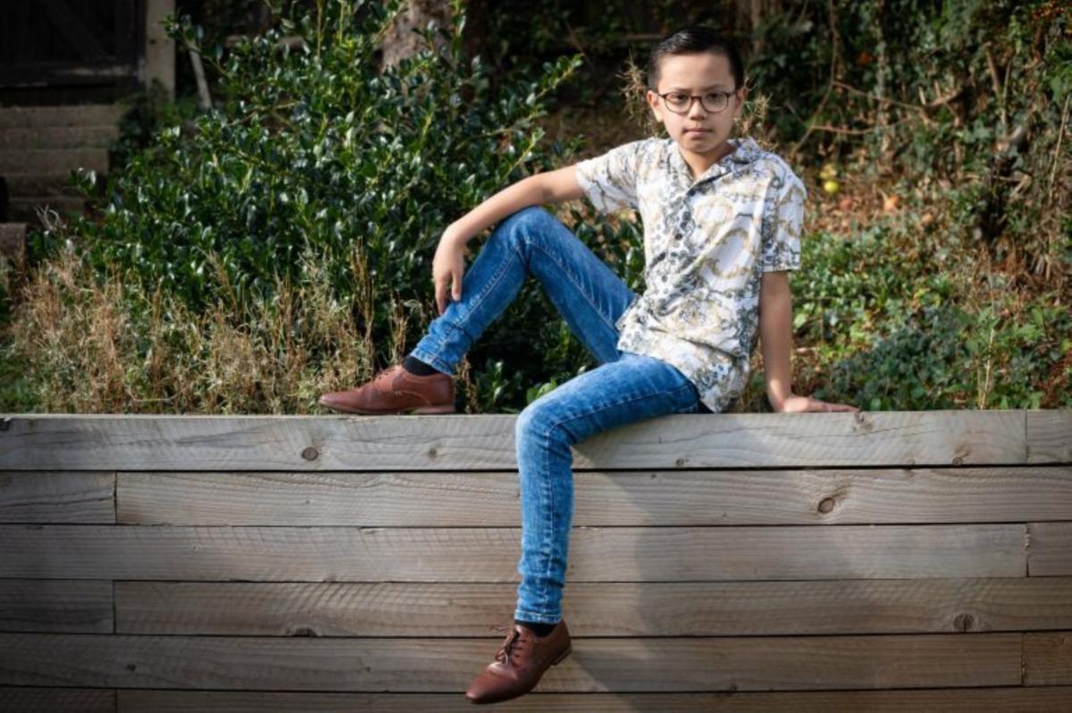 Se convierte en modelo tras no poder salir en las fotos escolares por ...